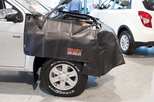 Universal Wing / Front Protectors | Autoproducts Vehicle Protection ...